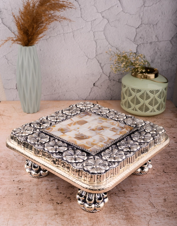 Silver Wood Chauki 10.5 × 10.5″ – vardhamanjewellers.com